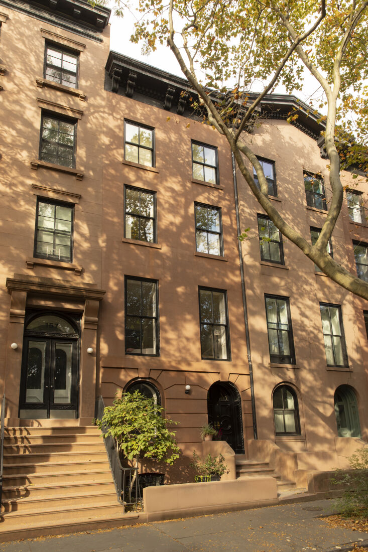 Color Meets Neutrals: A Stylist’s Reimagined 1850s Brooklyn Brownstone