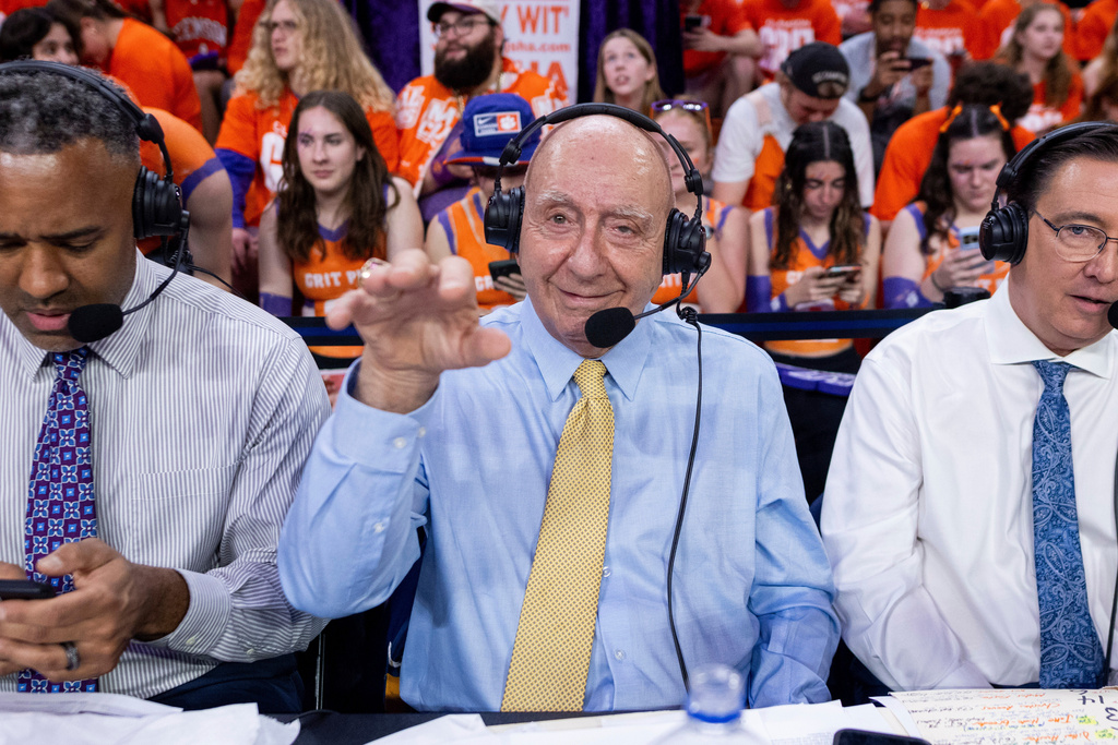 ESPN icon Dick Vitale is back for start of another college basketball ...