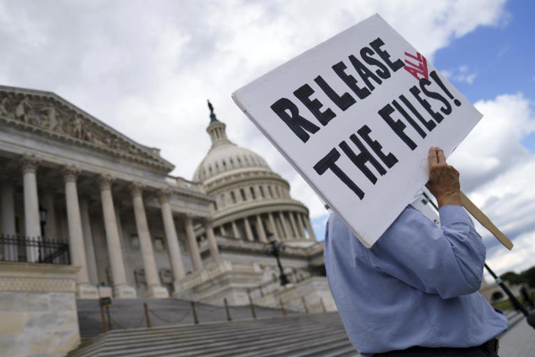 Ανέβηκαν στο myCar τα τέλη κυκλοφορίας 2026