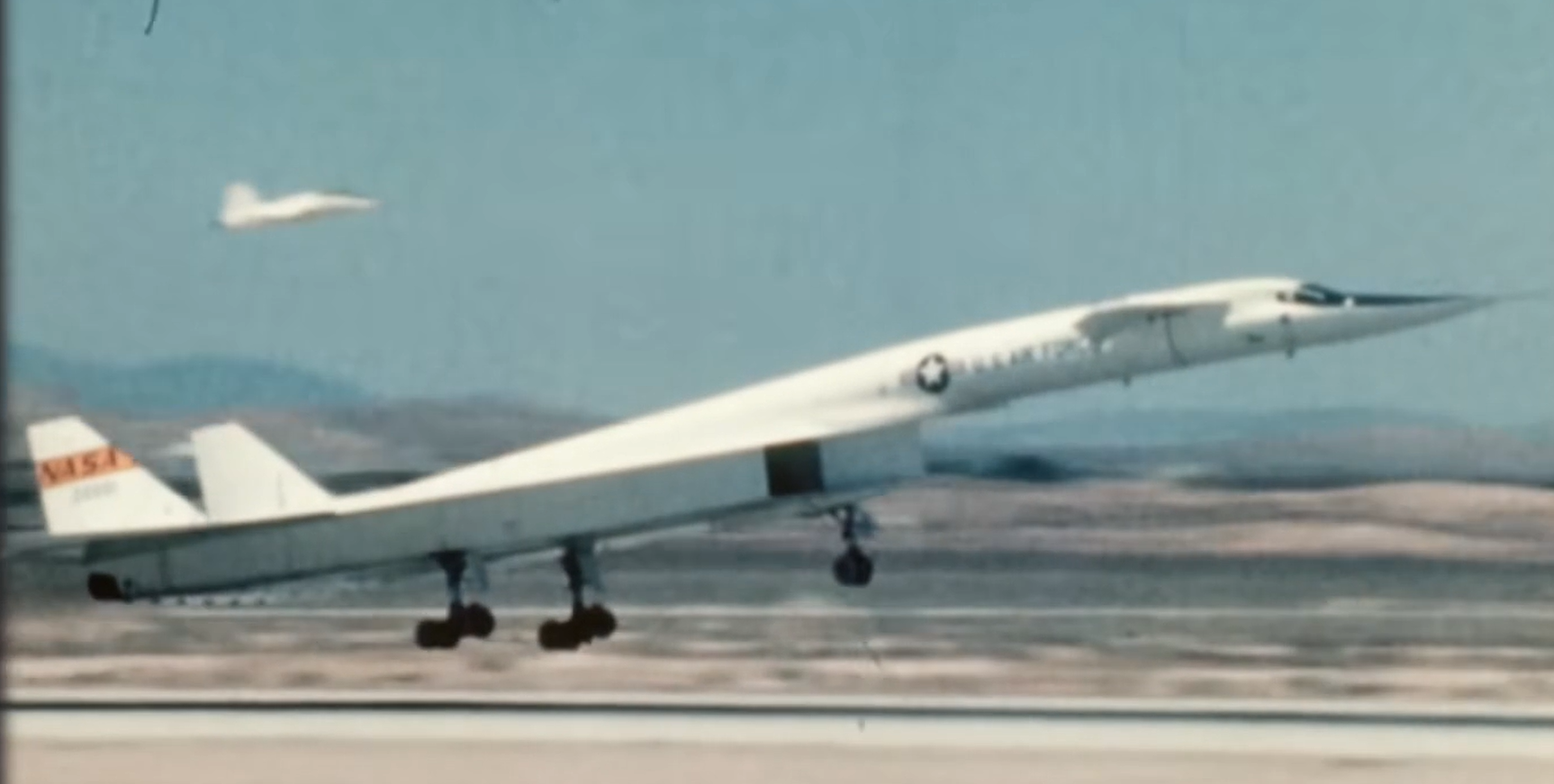 The Tragic Crash That Ended America’s Supersonic Bomber Future