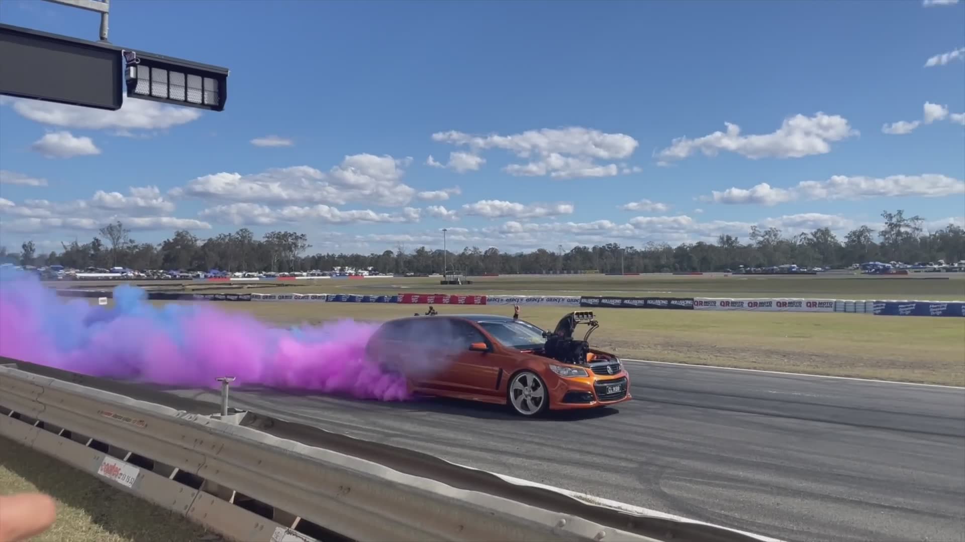 Anarchy on the track! Powercruise QLD day 2 insane action! Huge ...