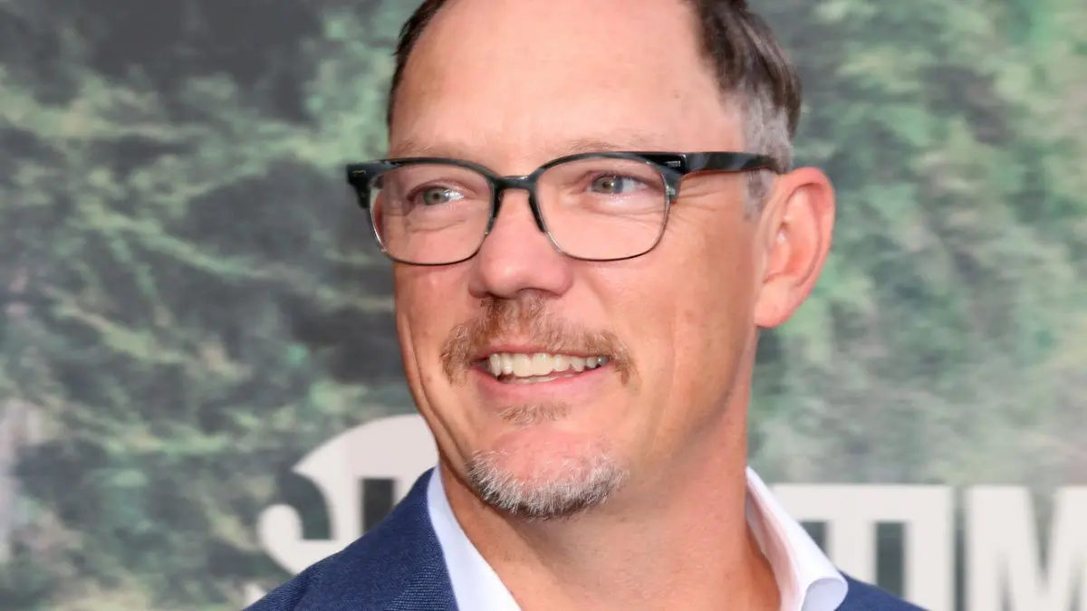 Matthew Lillard Slams ICE at ‘Scream’ Screening, Urges Fans to ‘Lead ...