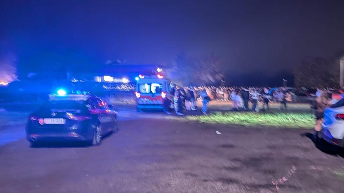 Spray al peperoncino e transenne contro il locale: dieci intossicati ...