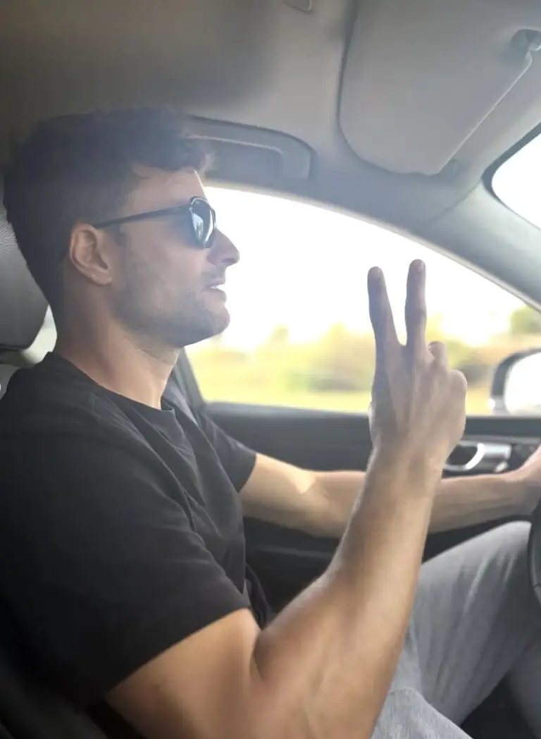 Irene Rosales y su novio Guillermo presumen de su amor durante su último plan juntos