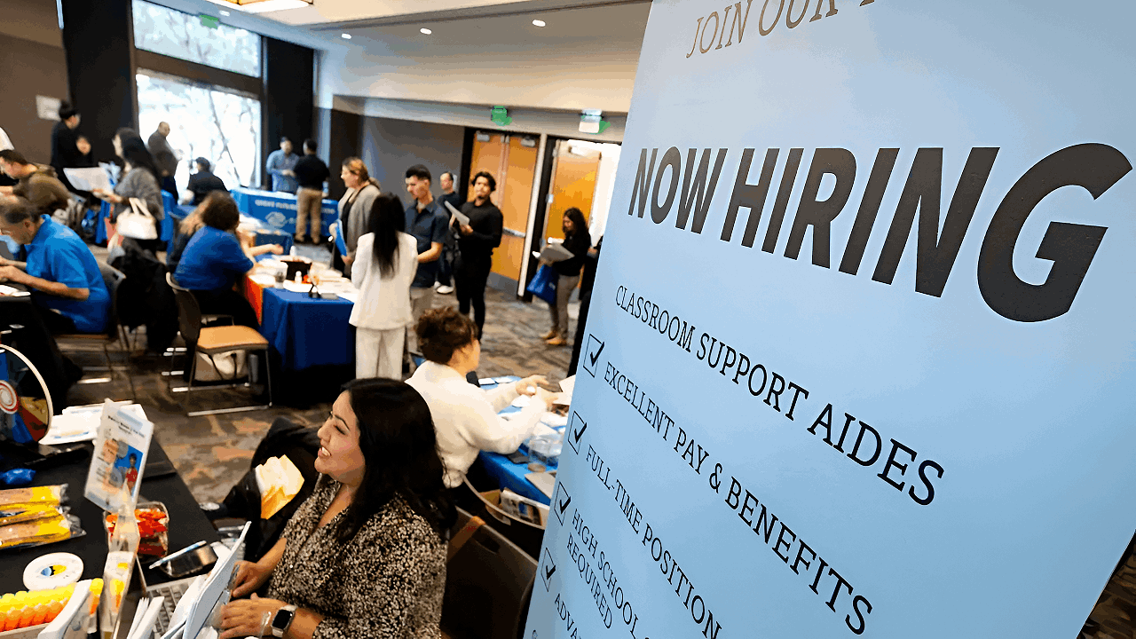 Nearly 1M Jobs Cut as Mass Layoffs End ‘No Hire, No Fire’ Era