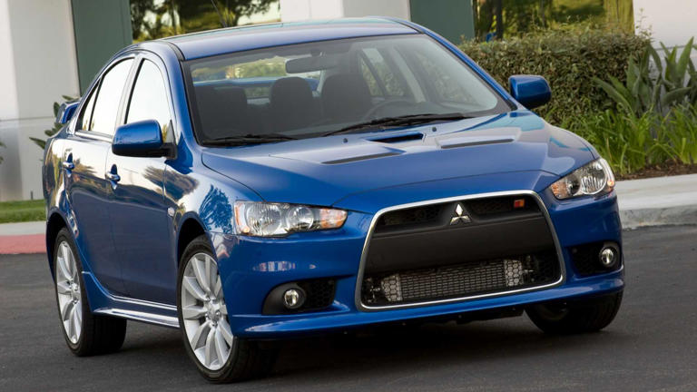 The Mitsubishi Lancer Ralliart Is Your Budget Evo Alternative