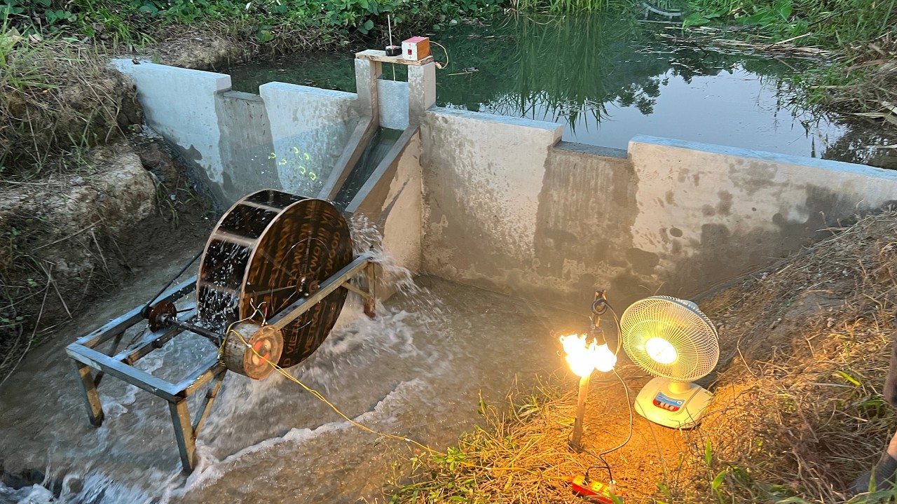 J’ai construit un mini barrage hydroélectrique!💧