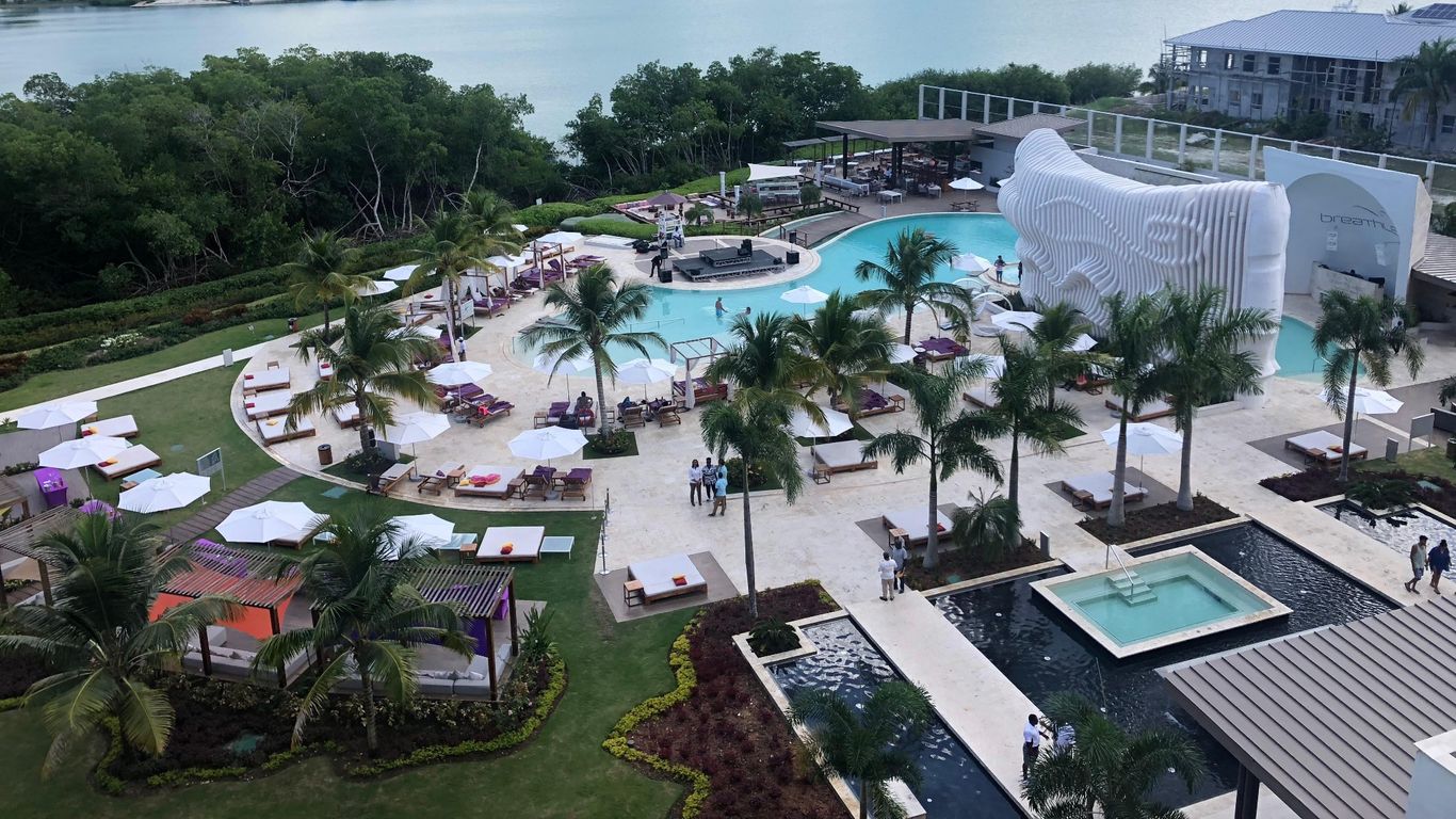 Hyatt Stops Accepting Reservations for Several Resorts in Jamaica Due ...
