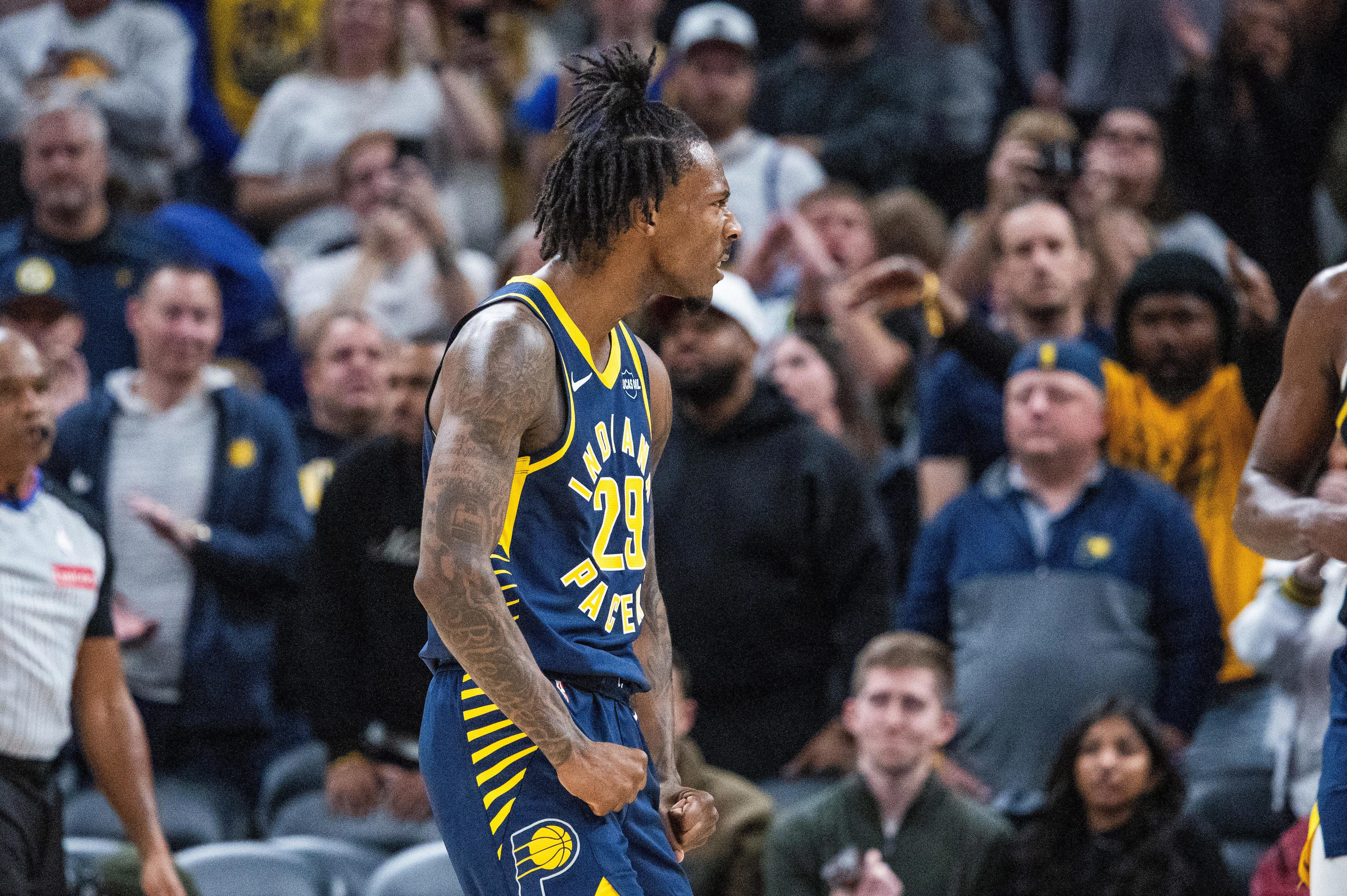 Former Texas A&M guard makes statement in historic outing for Indiana ...