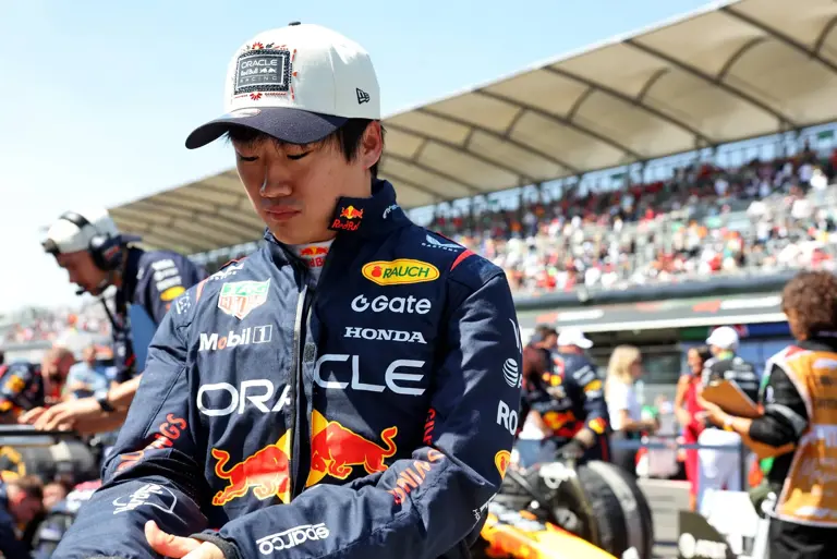 Red Bull and McLaren drivers speak up over borderline tape war