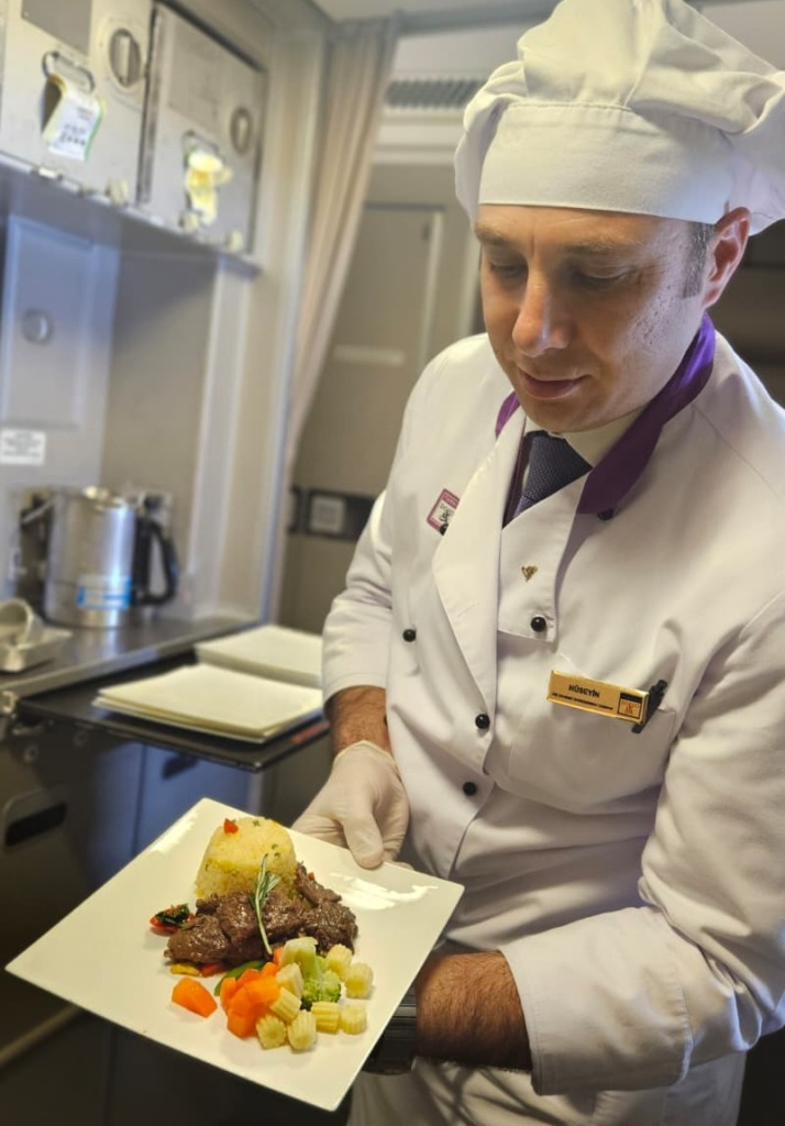 Dallo stopover a Istanbul, alla Lounge, ai premi per la cucina a bordo ...