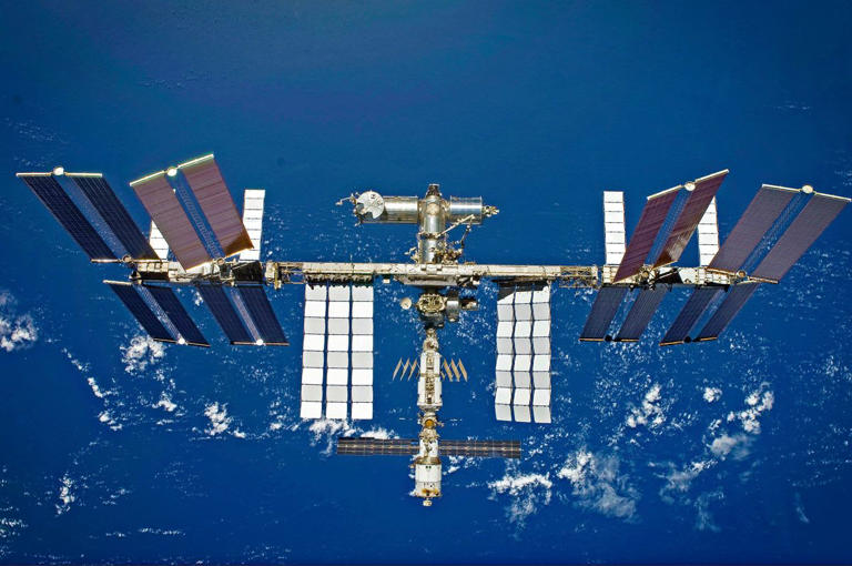 For 25 Years, People Have Been Living Continuously In Space – But What ...