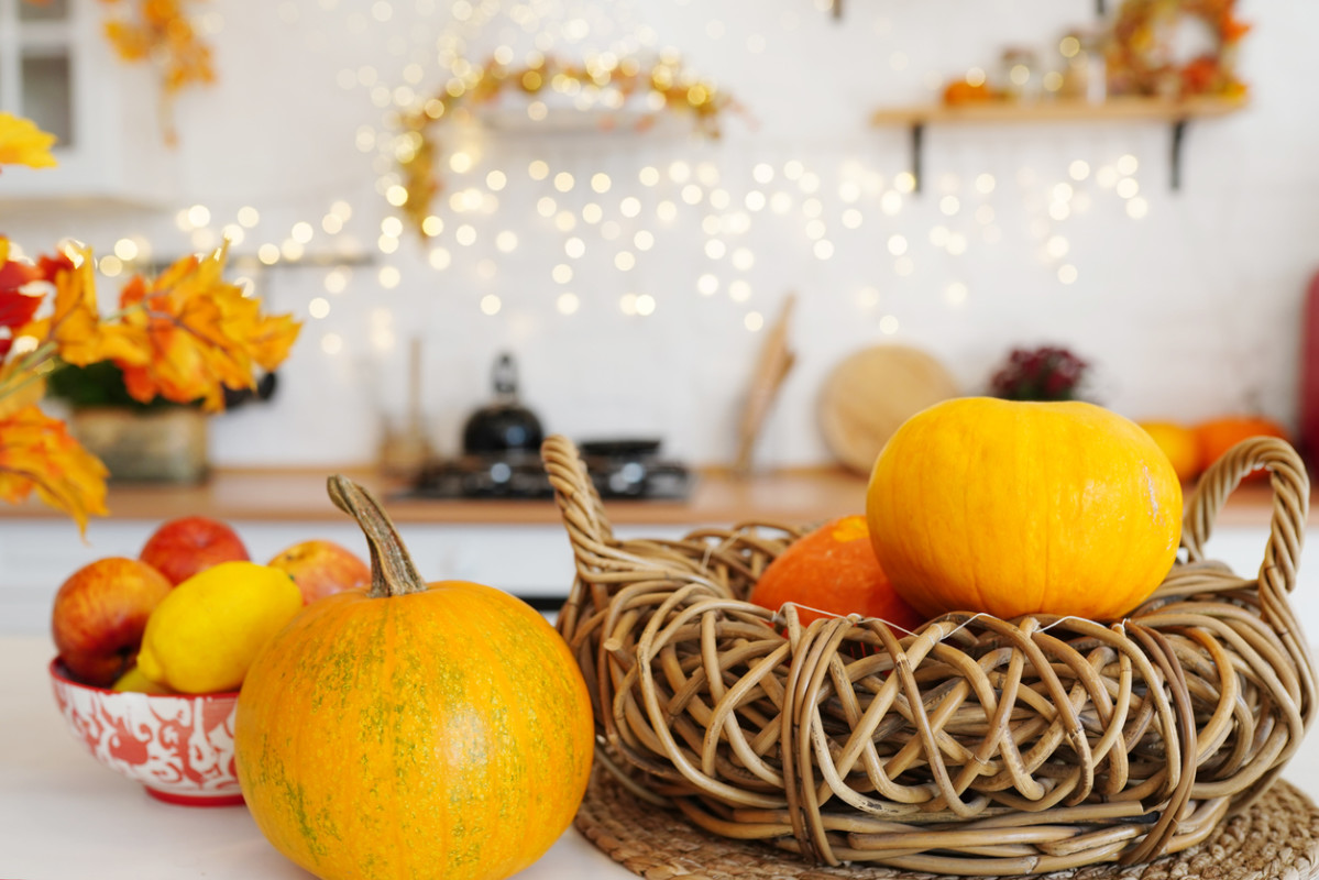 30+ DIY Thanksgiving Decorations That'll Make All Your Guests Smile
