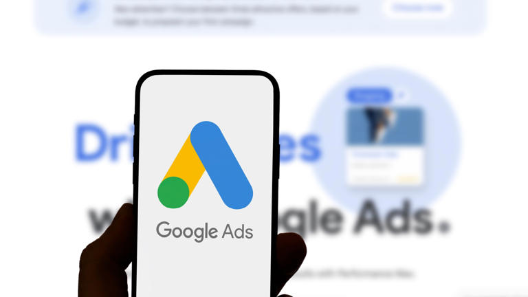 Google Ads adds shortcut button to change history