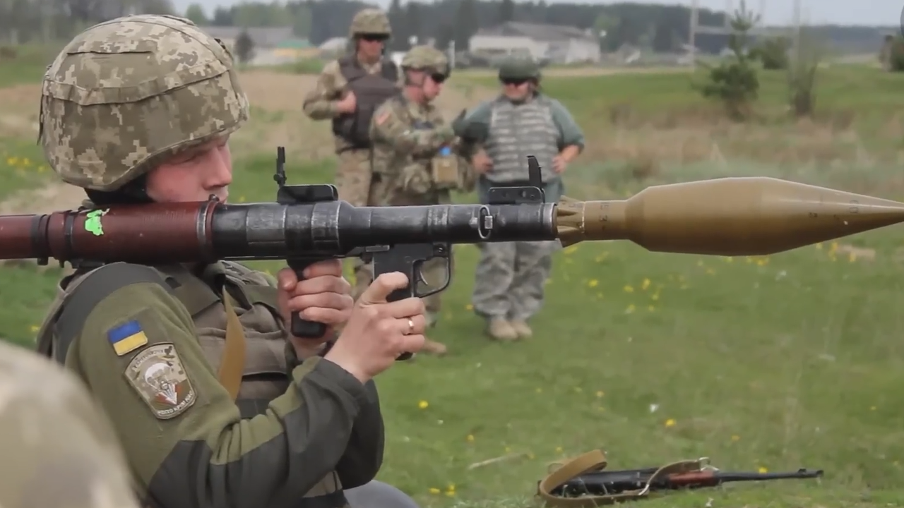 The Anti-Tank Missile That Makes Modern Tanks Obsolete