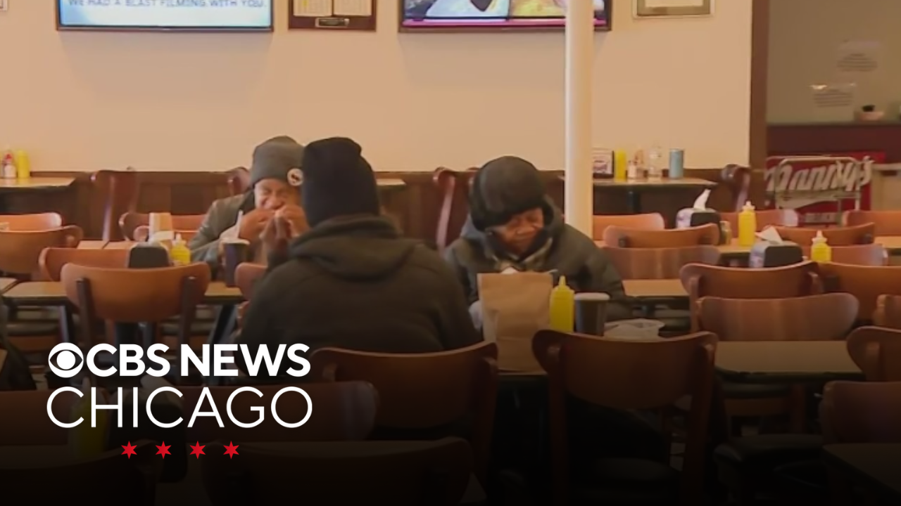 Manny's Deli offers meals to hundreds who didn't receive SNAP benefits