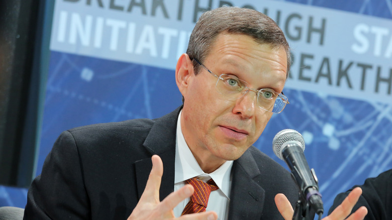 Mysterious 3I/ATLAS Interstellar Object Continues To Do Weird Stuff And ...