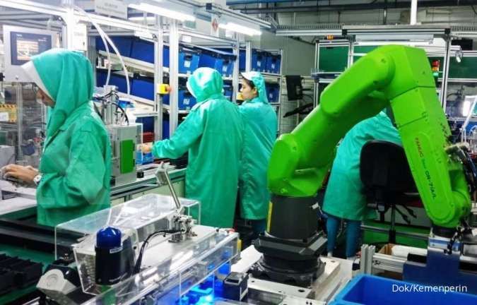 PMI manufaktur kembali ekspansif, industri masih dibayangi tekanan biaya