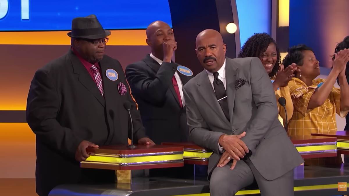 'Family Feud' host Steve Harvey can't stop laughing as player complains ...
