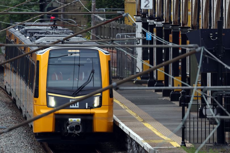 Five day Metro line closure for 'essential' new track work