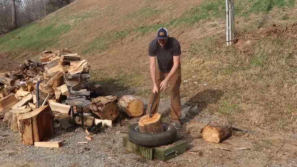 How modern firewood splitters are changing backyard prep forever