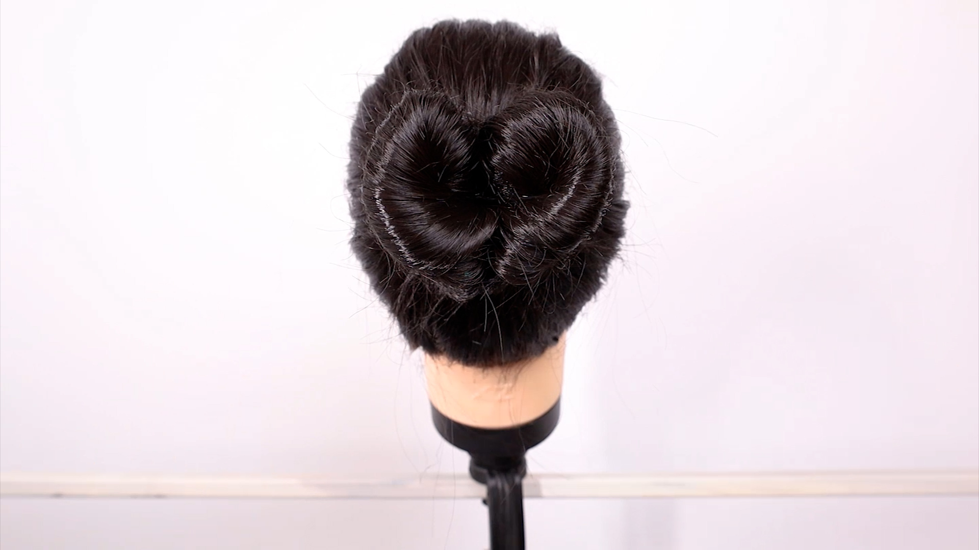 Chic And Simple Hair Styles