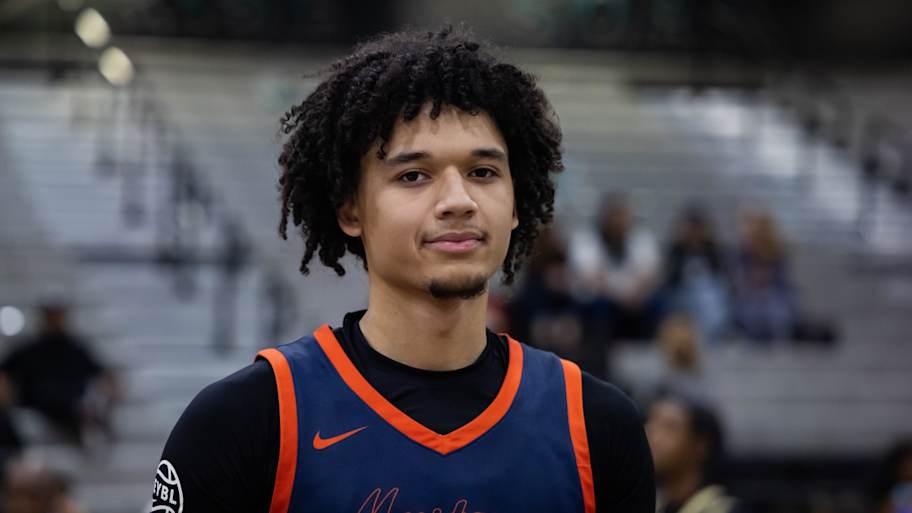 Wildcats’ Offense Runs Through Rising Star Brayden Burries