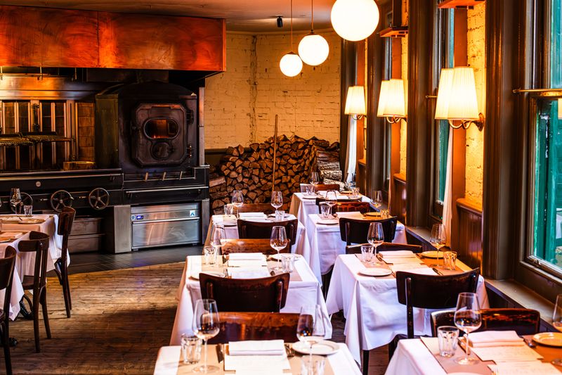 8 London Restaurants That Never Advertise But Locals Keep Alive By Word ...