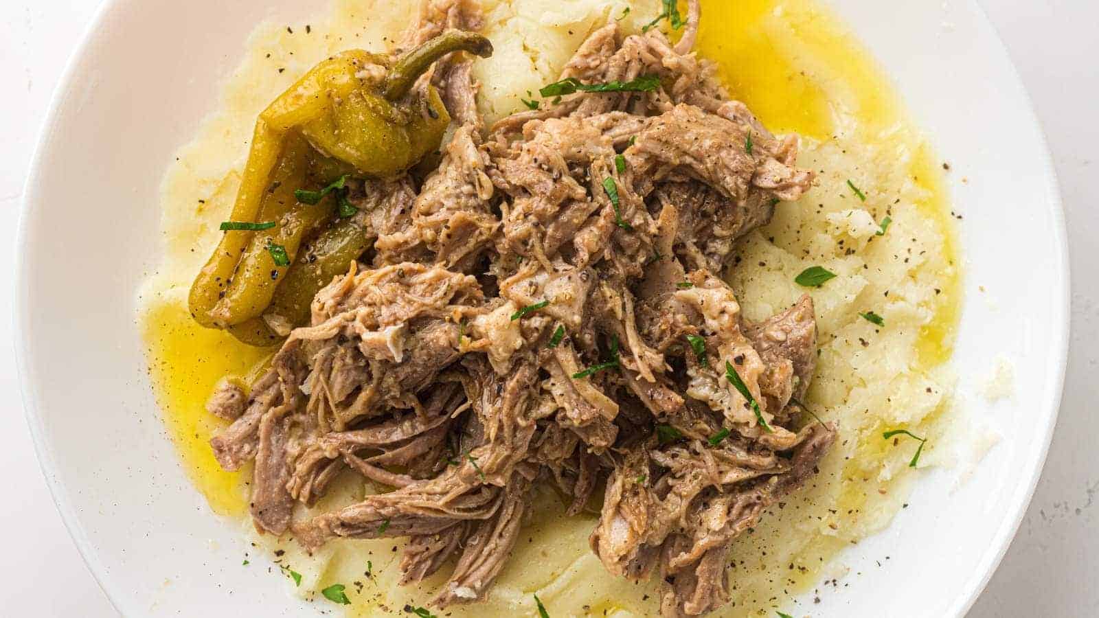 21 slow cooker recipes that do all the work while you work