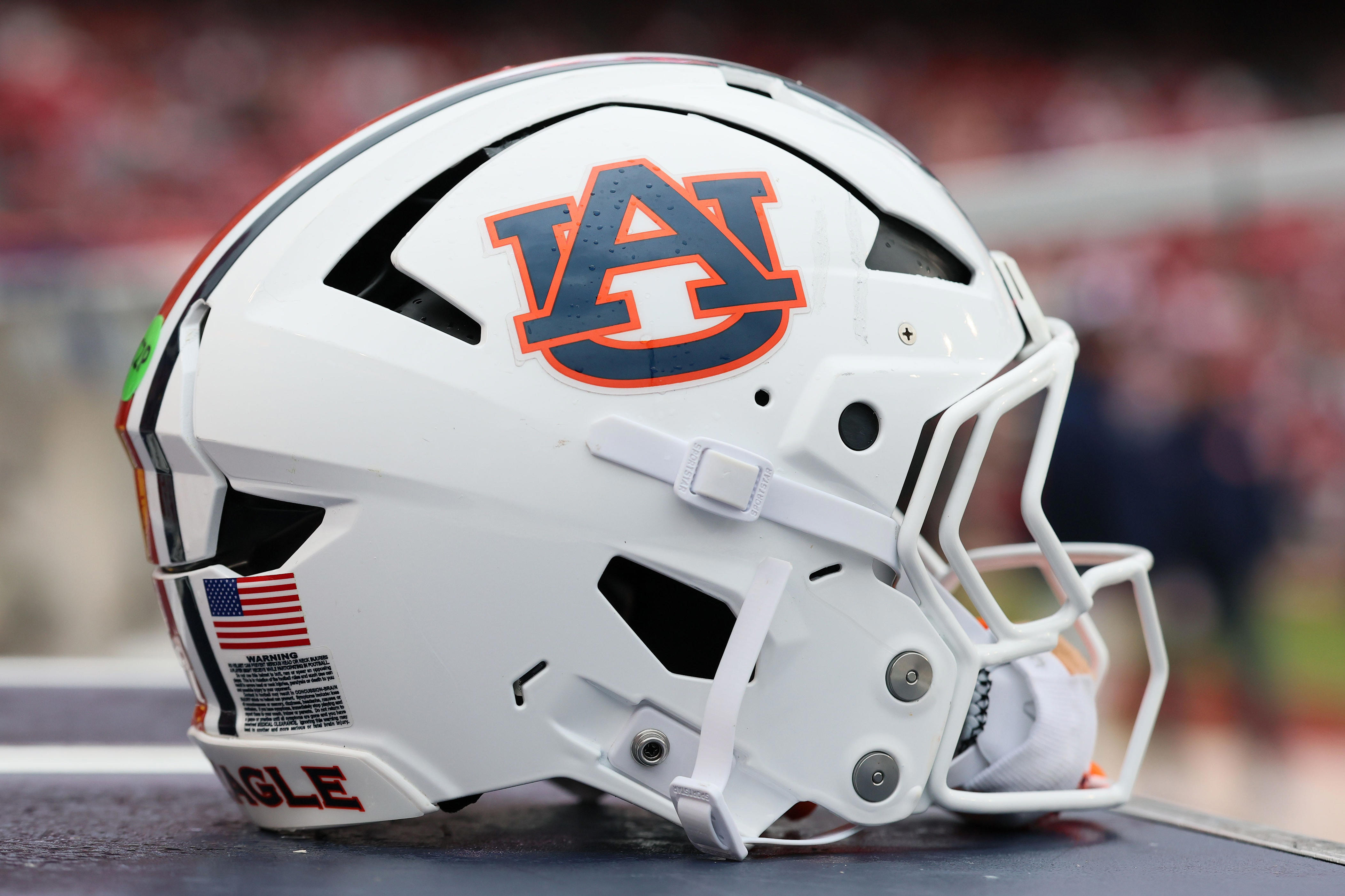Auburn tight end commit flips to SEC program