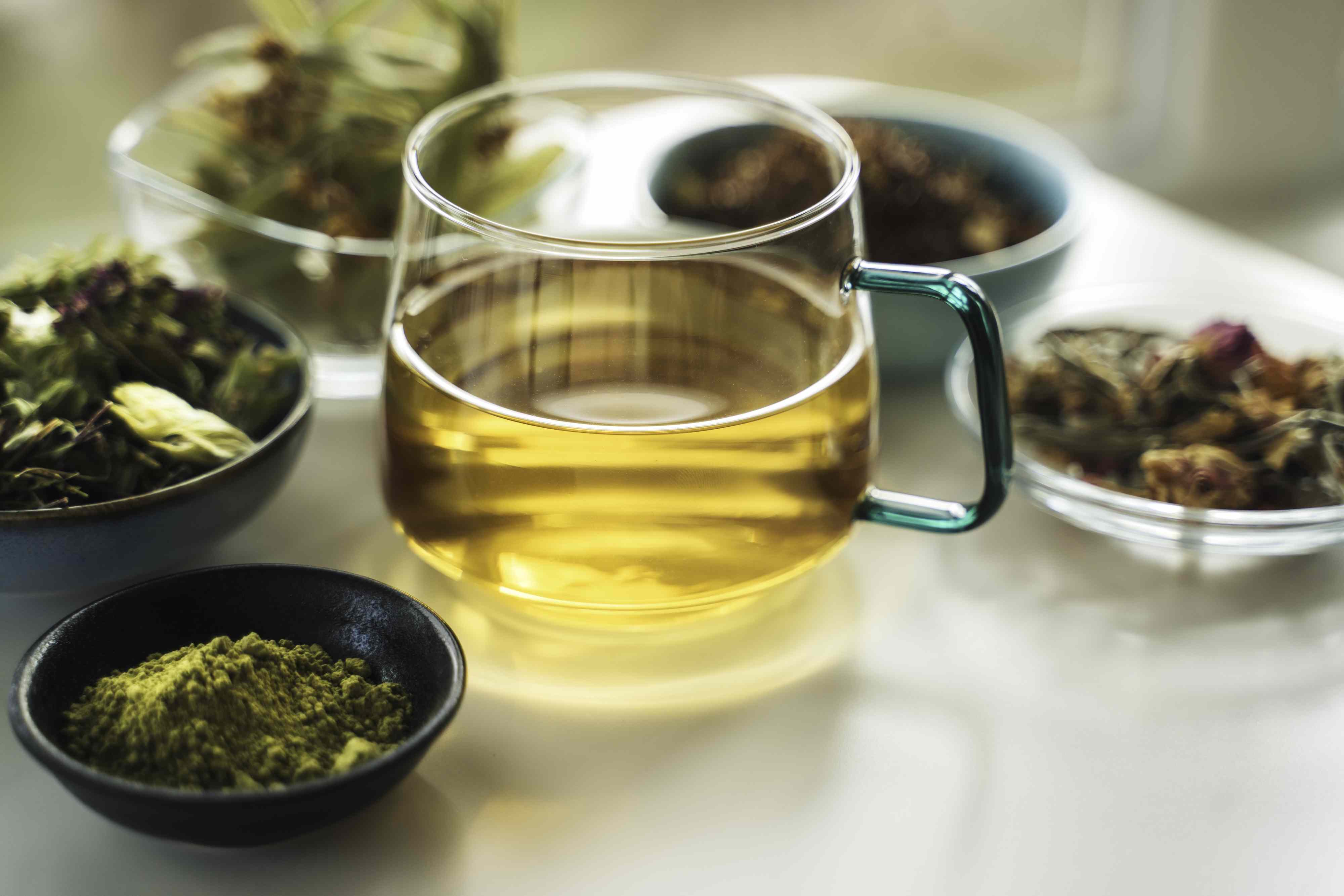 6 Serious Side Effects of Drinking Green Tea