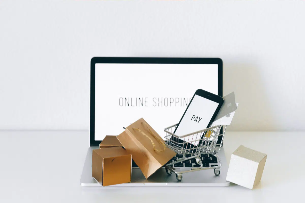 10 Items That Are Much Cheaper Online Than In-Store