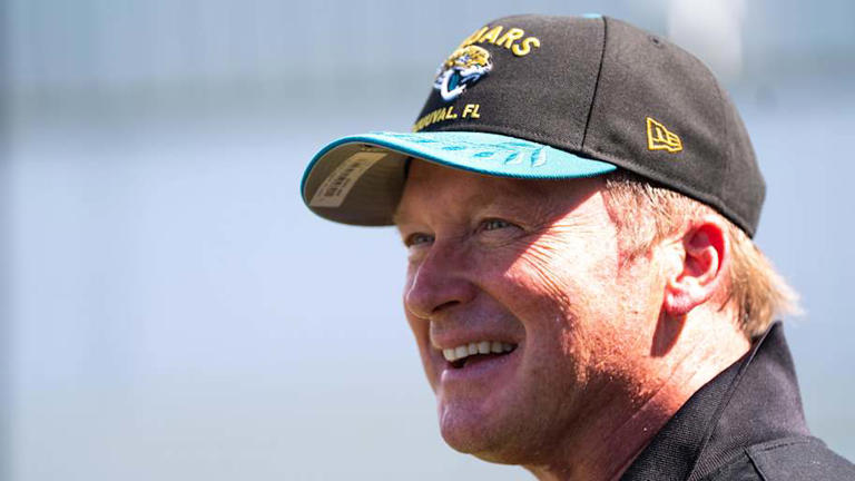 Brett Favre endorses former head coach as 'great fit' for any SEC program