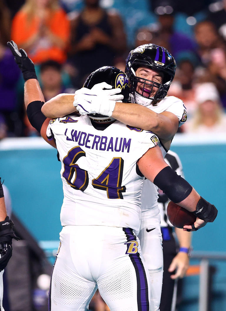 Jesse Minter sends a clear message on Tyler Linderbaum