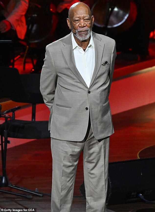 Morgan Freeman, 88, sparks concern among fans with 'frail' and ...