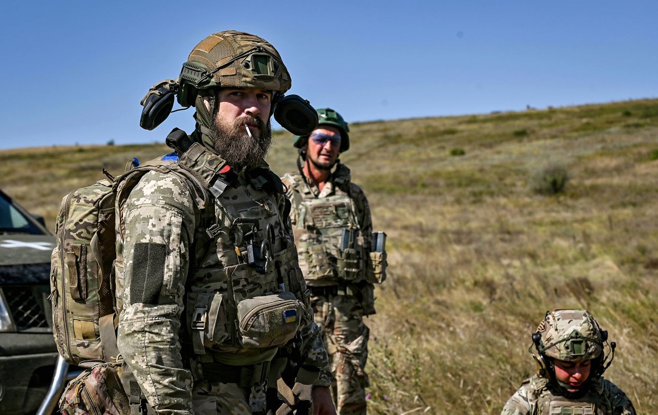 Ukrainian forces halt Russian advance north of Pokrovsk, block key road ...