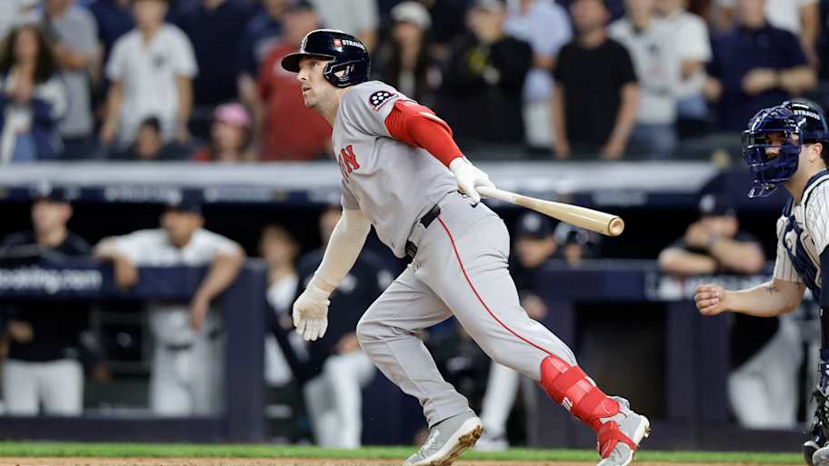Alex Bregman officially makes decision on Red Sox contract as offseason ...