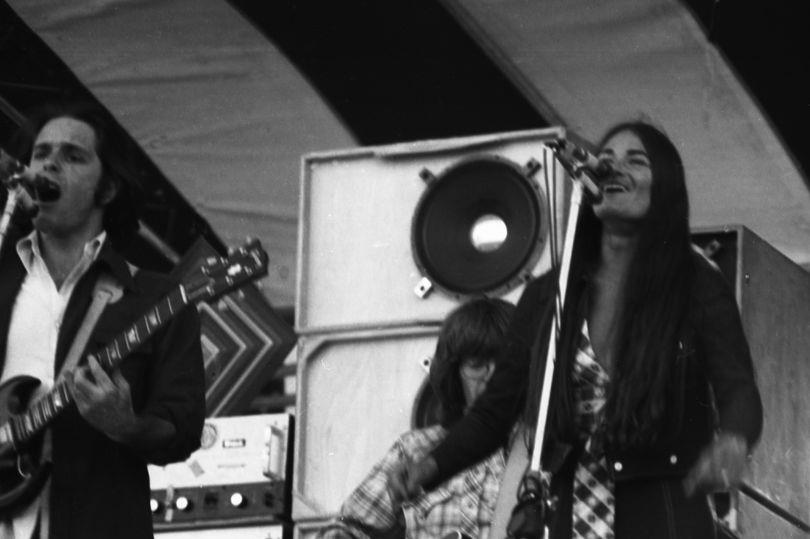 Donna Jean Godchaux dead: Grateful Dead singer dies 'lengthy struggle ...