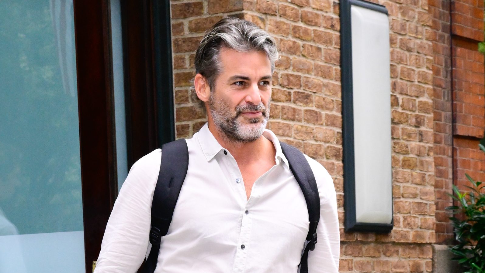 How old is Jim Curtis? Jennifer Aniston’s boyfriend’s age now