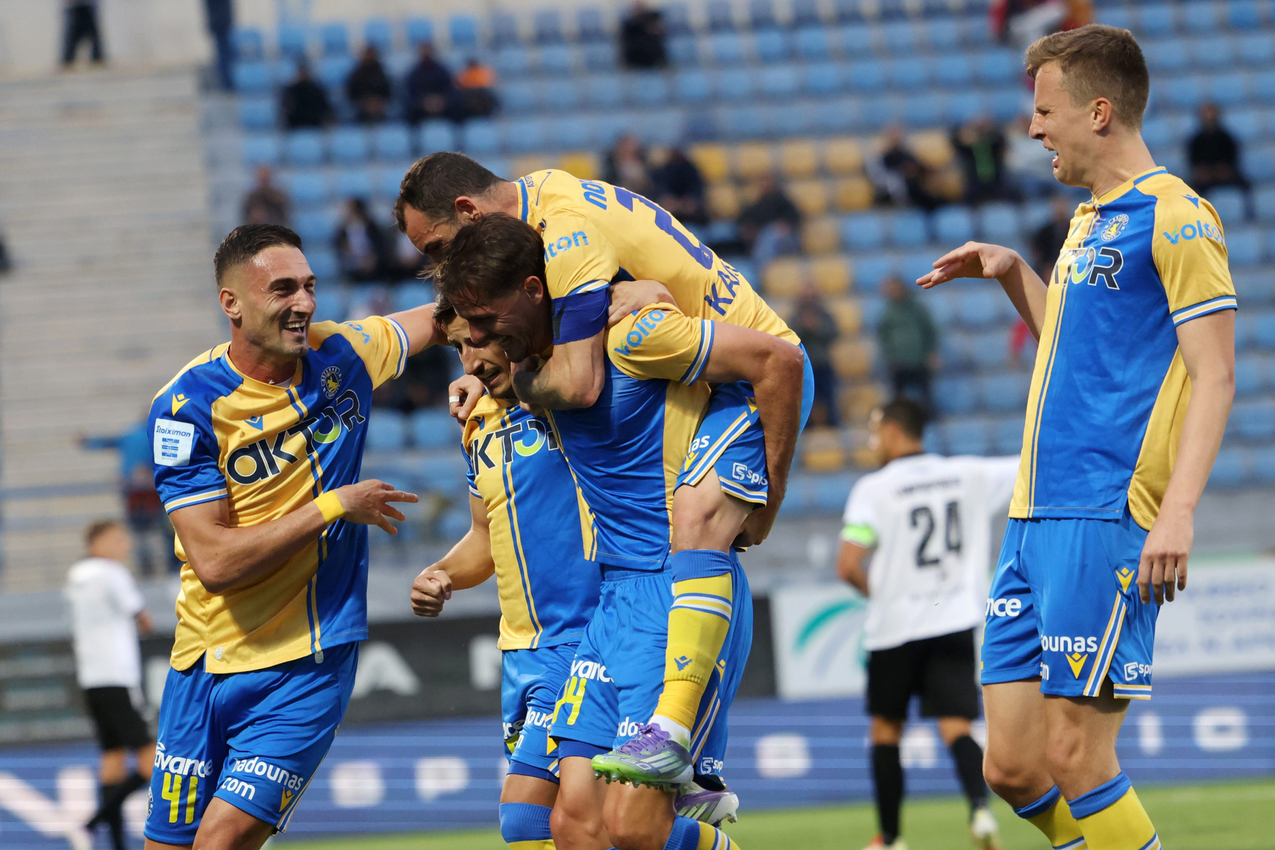 Αστέρας Τρίπολης – ΟΦΗ 3-0: «Έσπασαν» το… ρόδι οι Αρκάδες και «βύθισαν ...