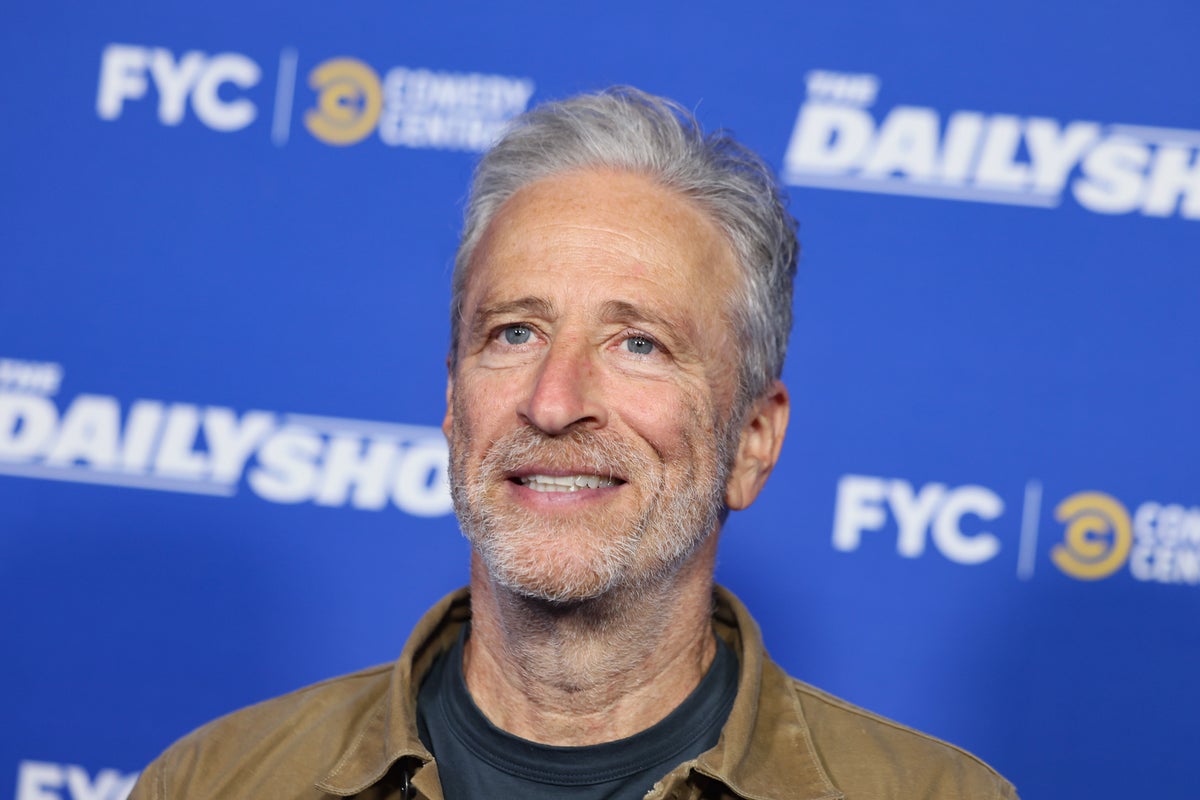Jon Stewart to remain ‘Daily Show’ host — despite Paramount criticism
