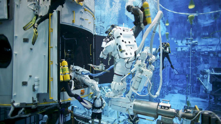 Space exploration in the backyard, on a budget – how NASA uses simulations