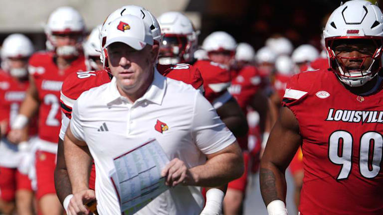 Jeff Brohm Focusing on Current Season, Sidesteps Question Regarding ...