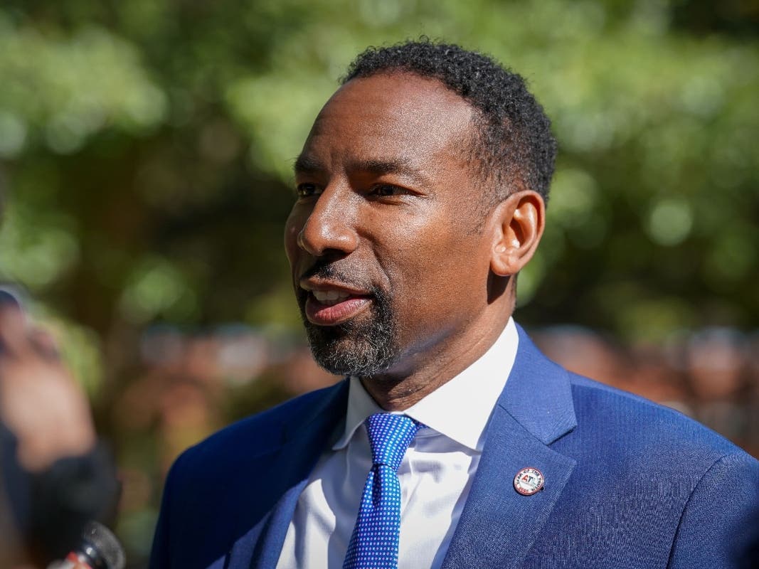 Atlanta Mayoral Race 2025 Pits Dickens Against 3 Hopefuls