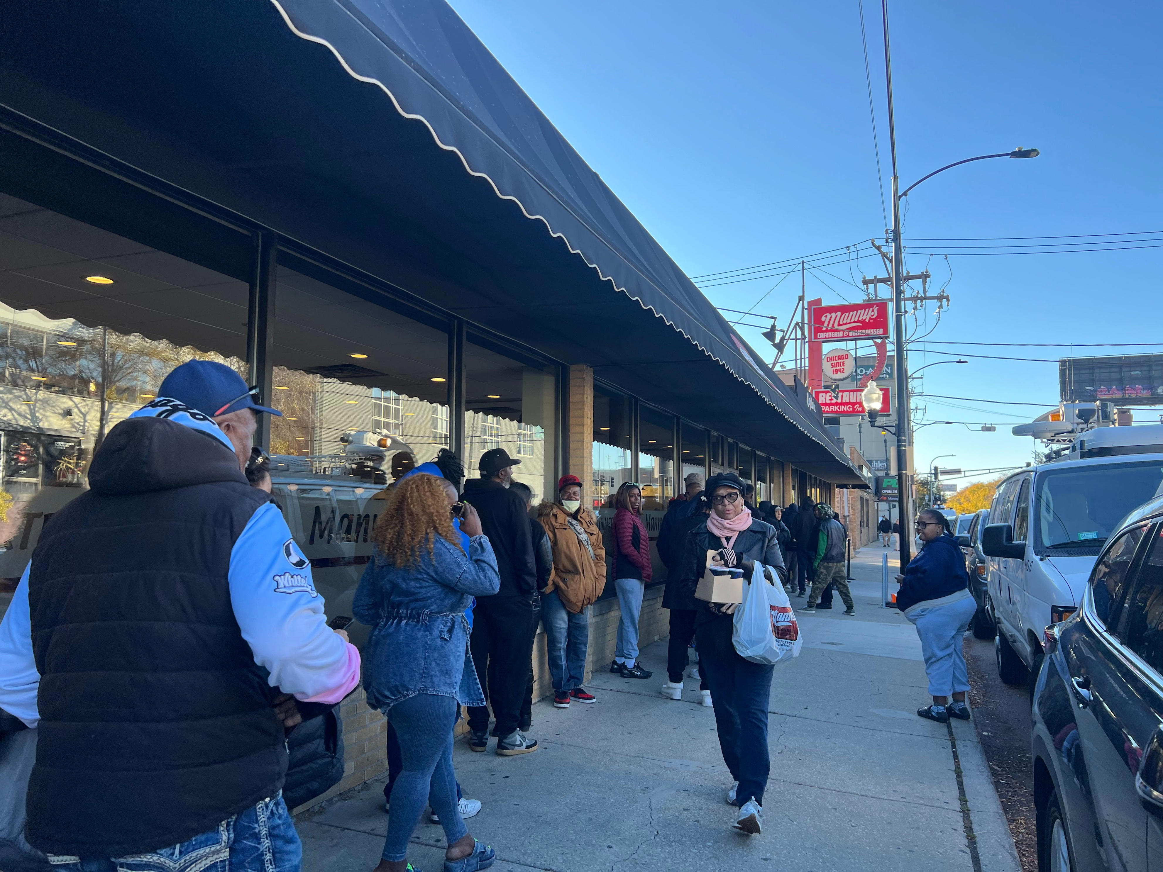 Manny's Deli offers week of free food to SNAP recipients: 'I'm thankful ...
