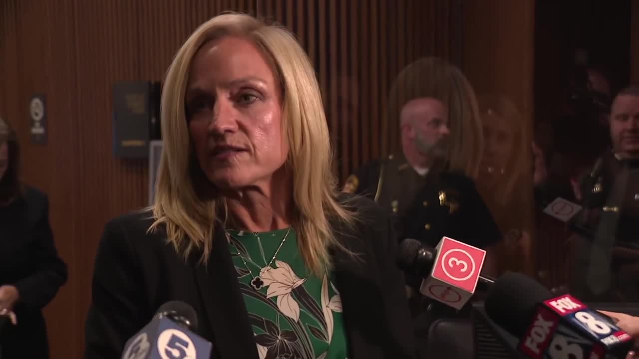 Jefferson County Prosecuting Attorney Jane Hanlin speaks on Bobby ...