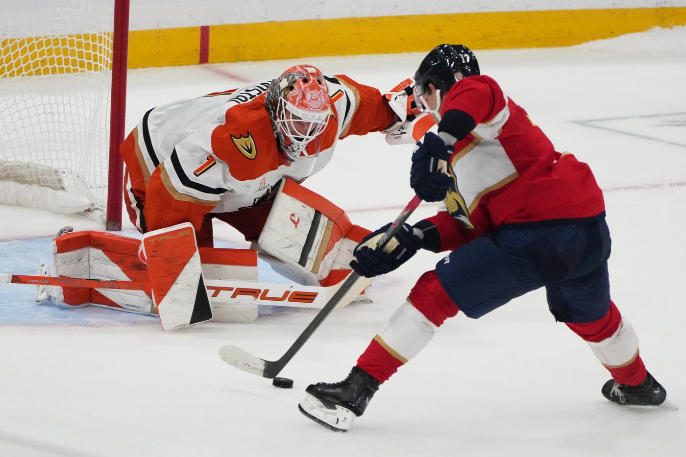 Dostal, Batherson et Kurashev sont les trois étoiles de la semaine dans ...