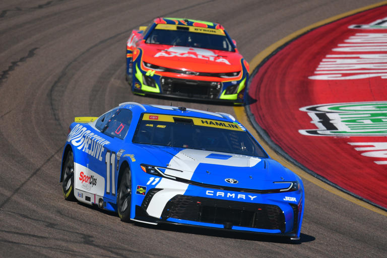 William Byron apologizes to Denny Hamlin after Phoenix in November 2025