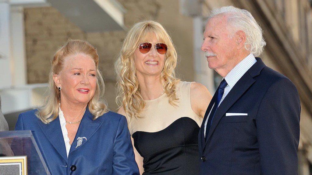 Diane Ladd, Oscar-Nominated Star of 'Wild at Heart' and 'Alice Doesn't ...