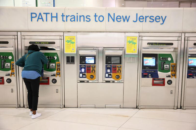 PATH train suspended at 14th Street in New York amid fears over ...